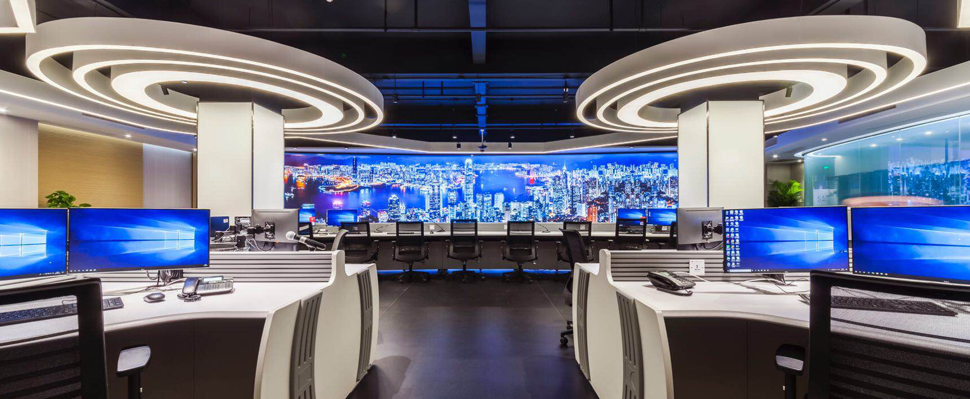 Command Center - LEDMAN